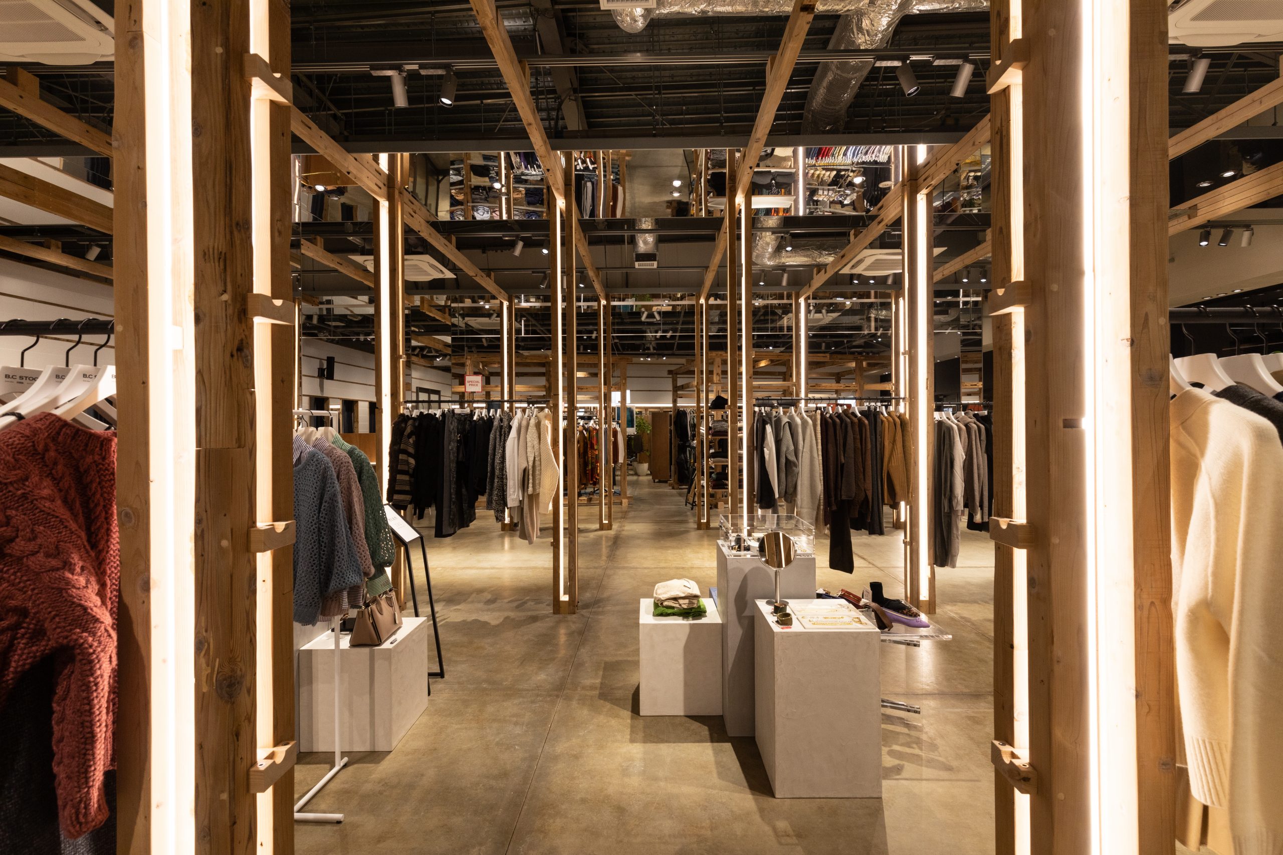 B.C STOCK hanazono OUTLET - Y LIGHTS